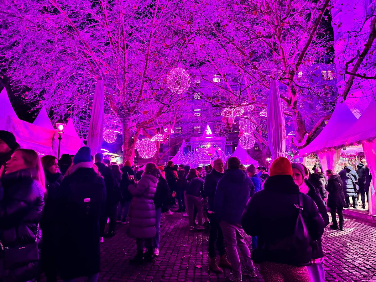 Feiert pinken Advent mit DJs und Prosecco auf Münchens einzigartigem ...