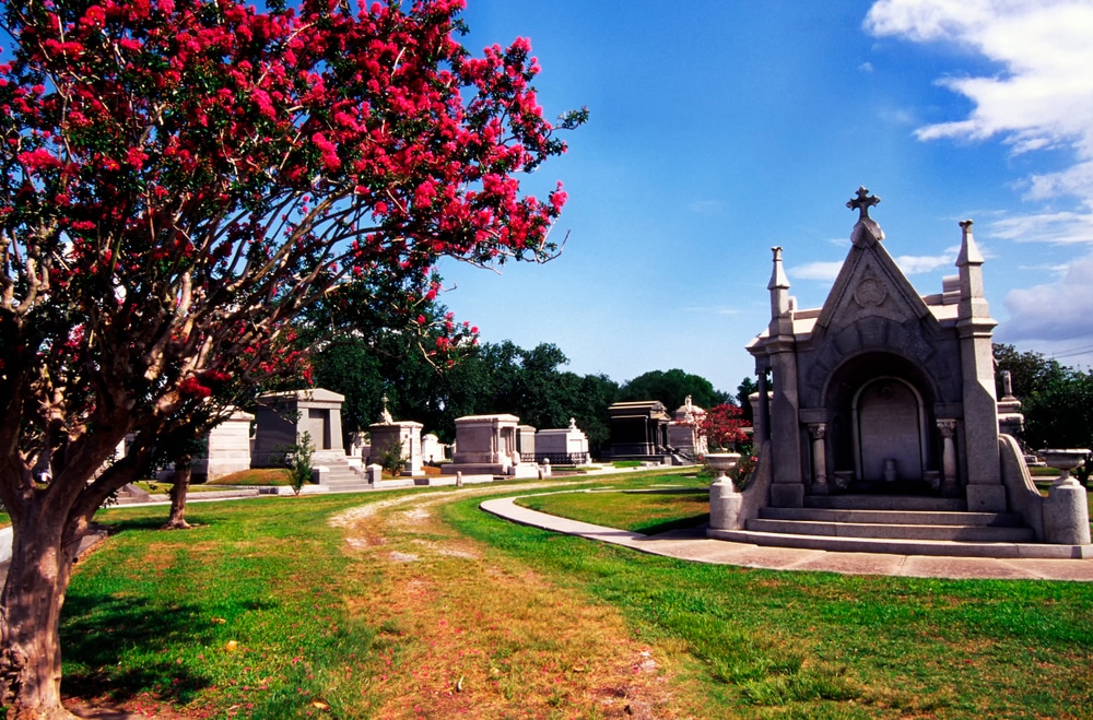 The Most Iconic Women In NOLA's History That Are Resting In Its Famous ...