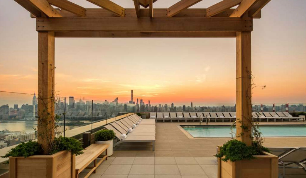 Images of LIC’s New Tower Reveal NYC’s highest rooftop pool