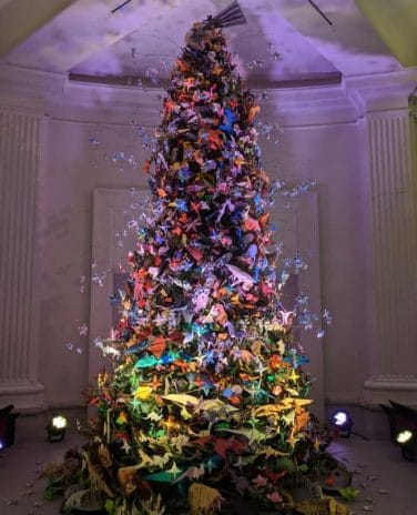 The Origami Tree At The Museum Of Natural History Is The Craftiest ...