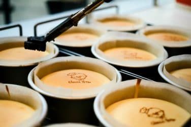 Popular Japanese Bakery 'Uncle Tetsu' Brings Soufflé-Style Cheesecakes ...