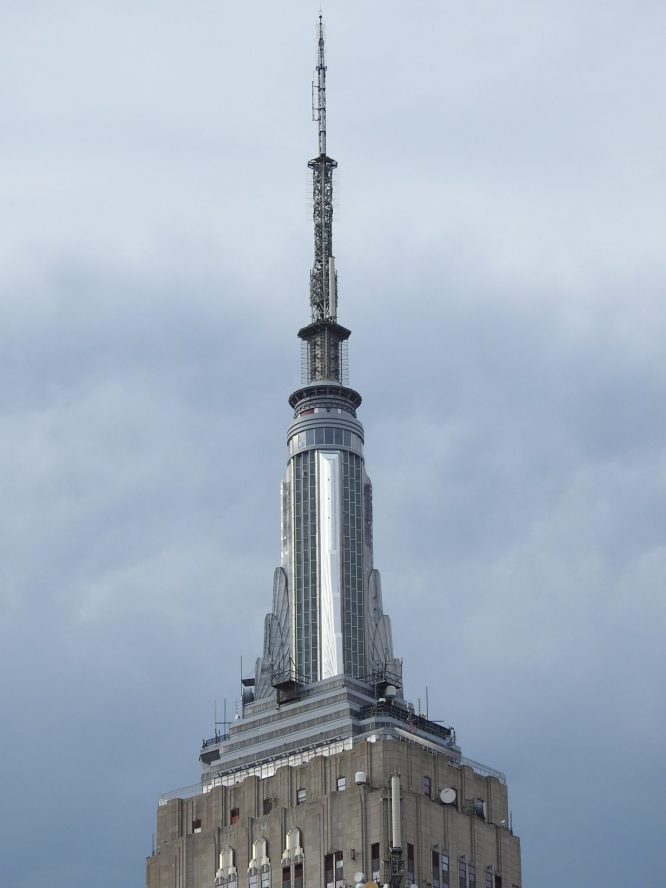 Empire State Building Restores Glistening Art Deco Spire From The 1930s ...