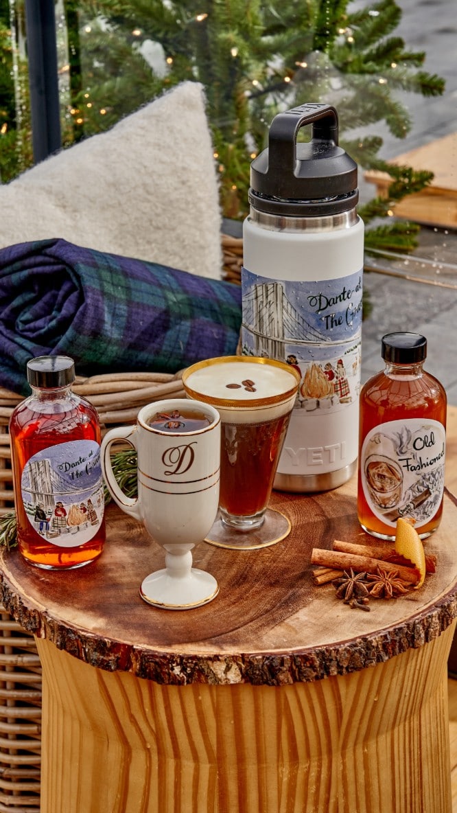 You Can Reserve Your Own Mini Winter Cabin At This Rooftop Pop-Up On ...