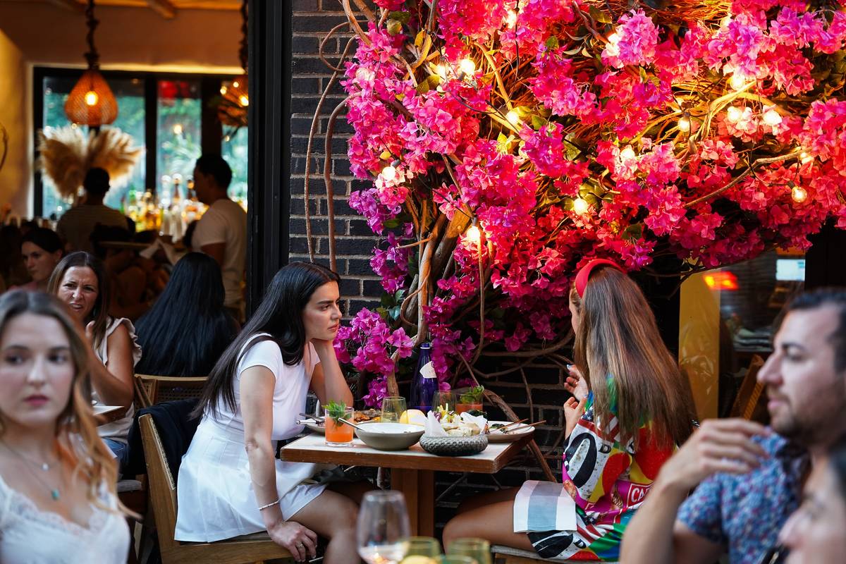15 Prettiest Floral Restaurants In NYC This Spring - Secret NYC