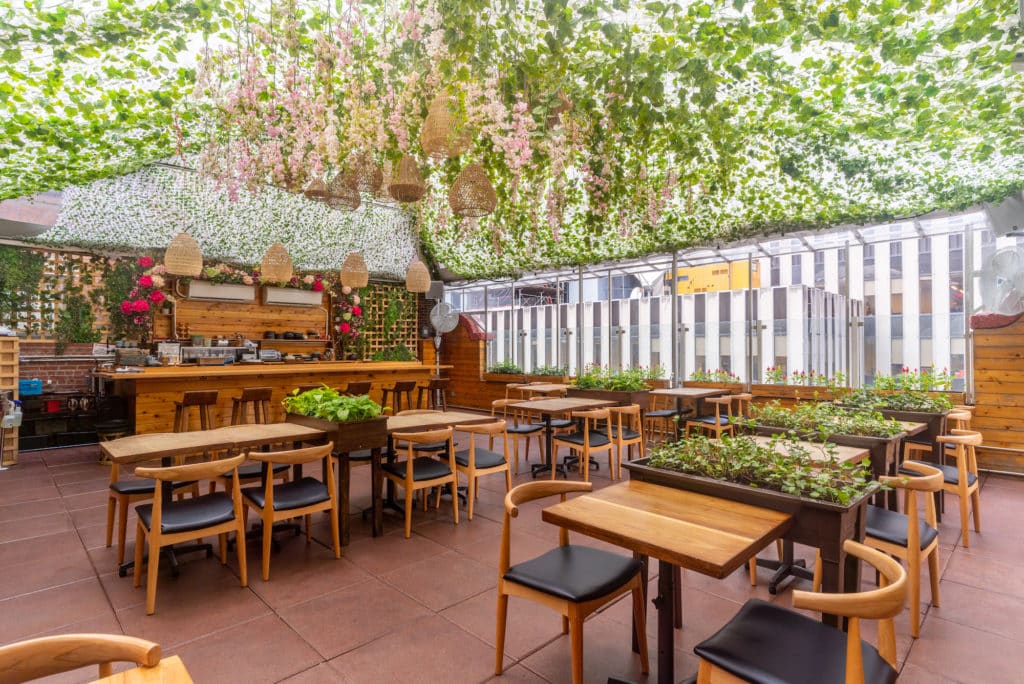 15 Prettiest Floral Restaurants In NYC This Spring - Secret NYC
