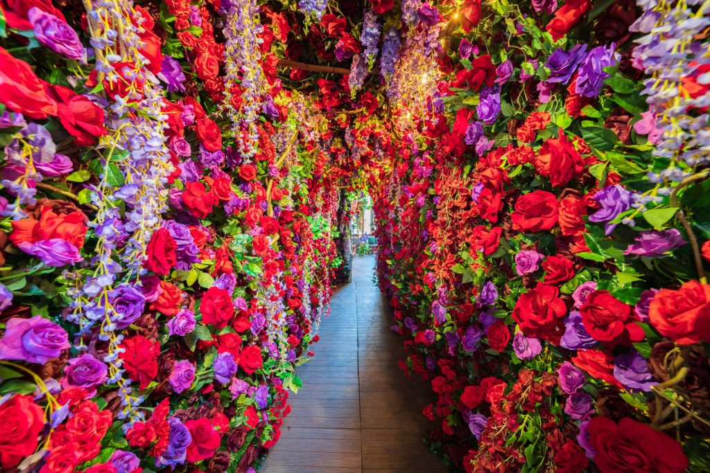 15 Prettiest Floral Restaurants In NYC This Spring - Secret NYC
