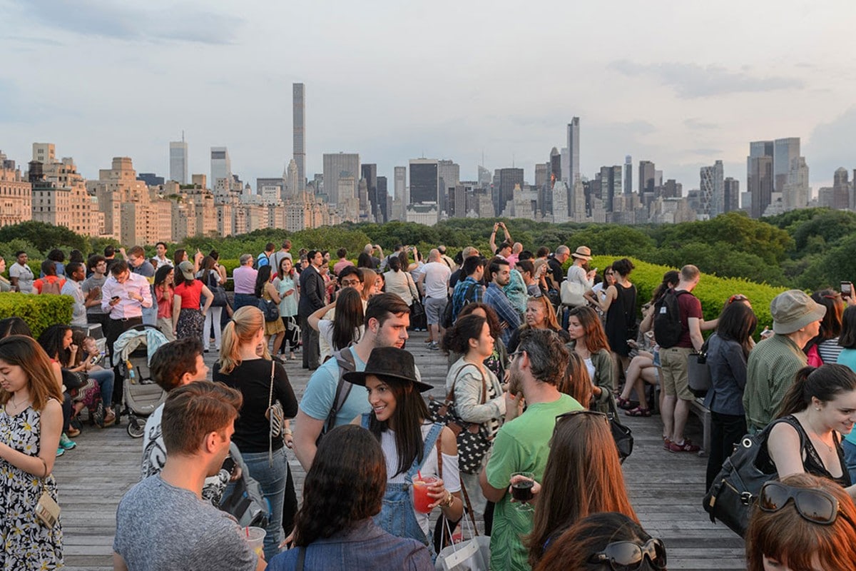 For The First Time In Nearly 10 Years, The Met Won't Have A Rooftop ...