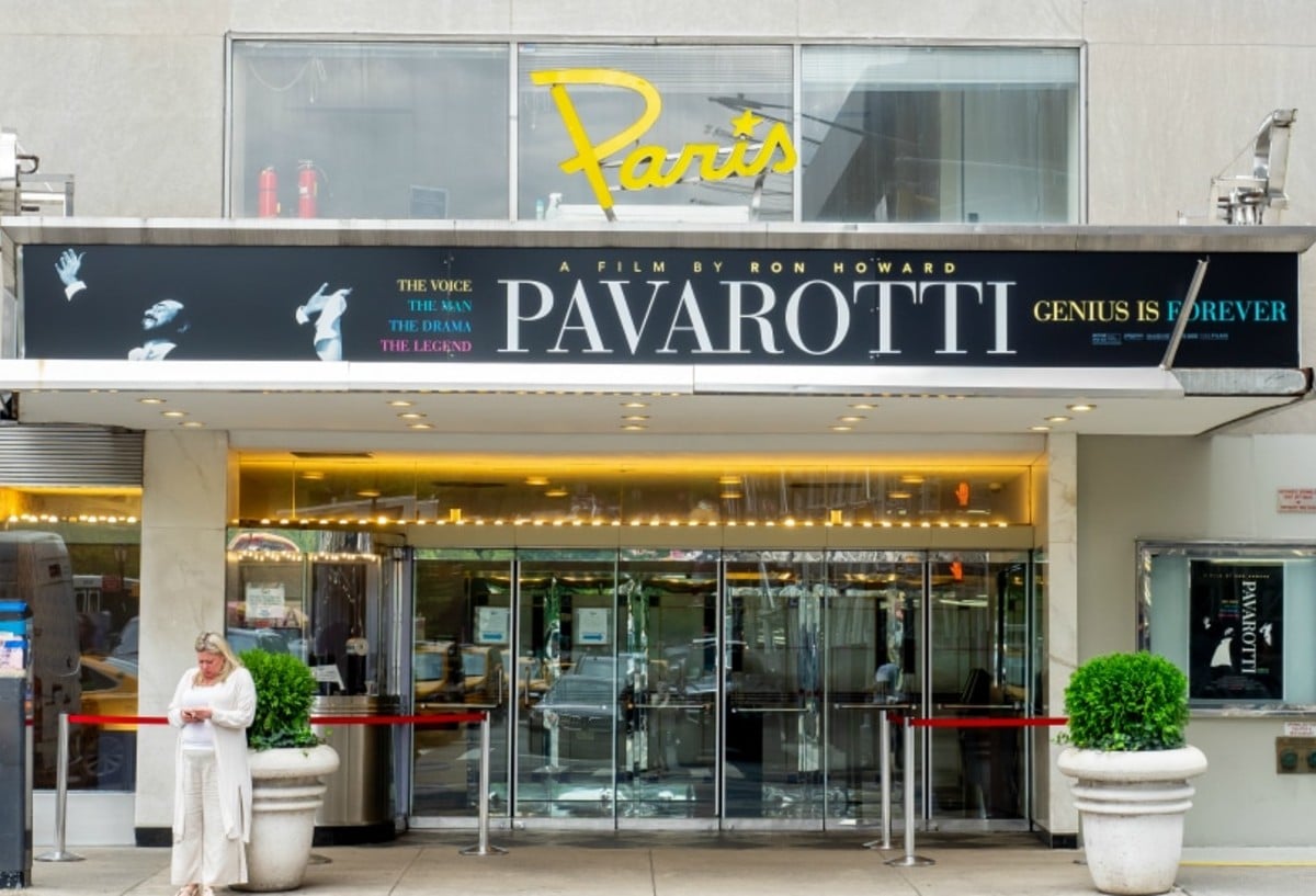 15 Best Movie Theaters In NYC For Film Buffs (2025)