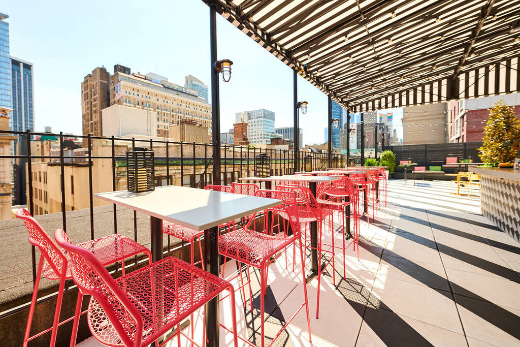 30 Best Rooftop Bars In NYC Right Now (2025)