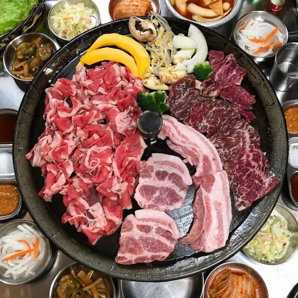 17 Best Buffet Restaurants In NYC - Secret NYC