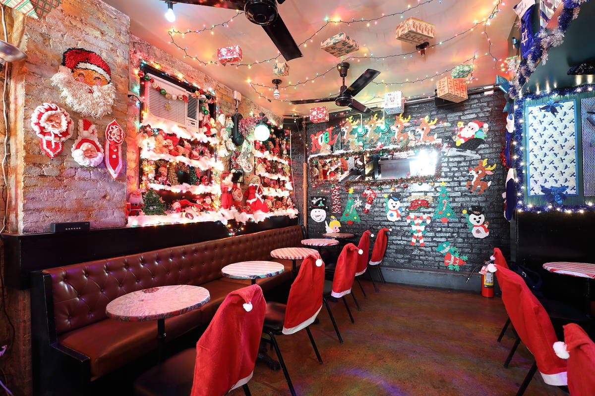20 Christmas Restaurants In NYC With Festive Holiday Decor
