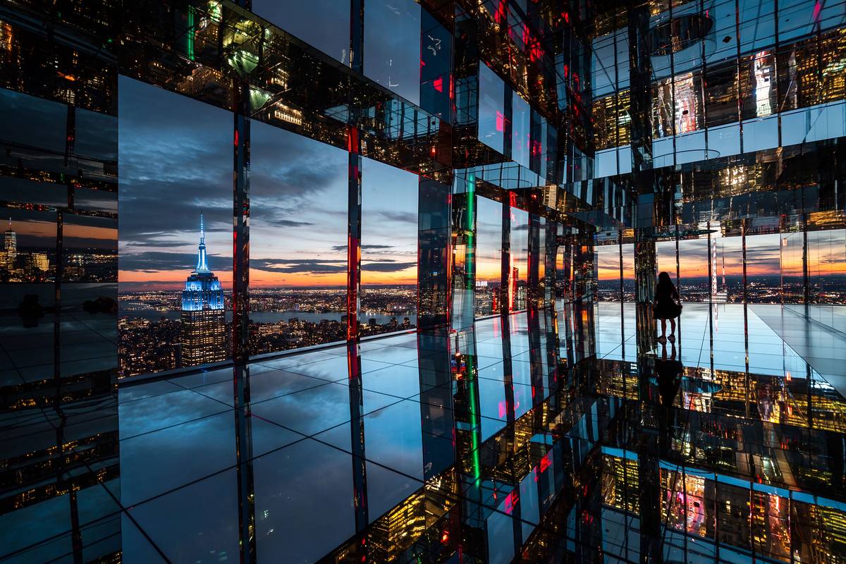 25 Best Places To See Christmas Lights and Decorations In NYC