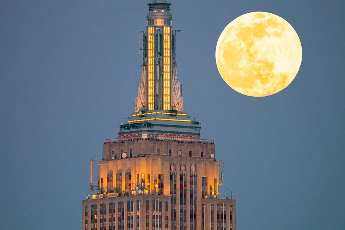 Here's How To See The Snow Moon In NYC Skies Tonight