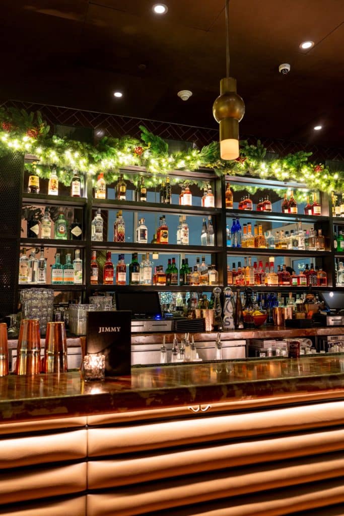 16 Best Winter Rooftop Bars In NYC - Secret NYC