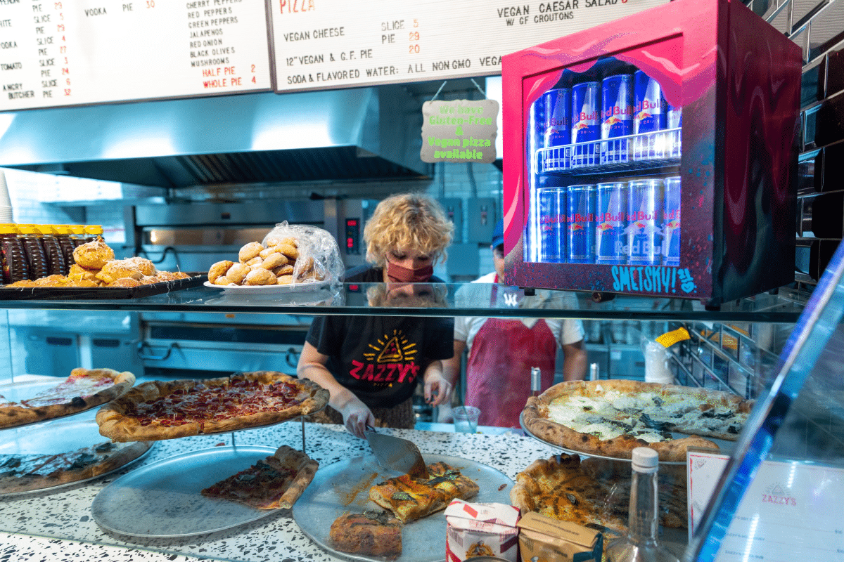 Get Cash & Free Pizza In The LES In Exchange For Your Old Phone