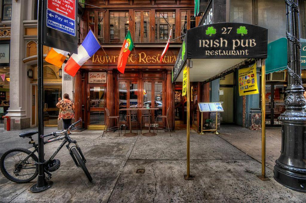 14 Best Irish Pubs In NYC To Visit This March