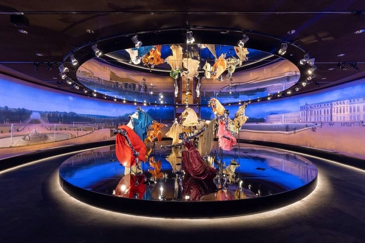 A Gilded Glance Into The Met's "In America: An Anthology Of Fashion ...