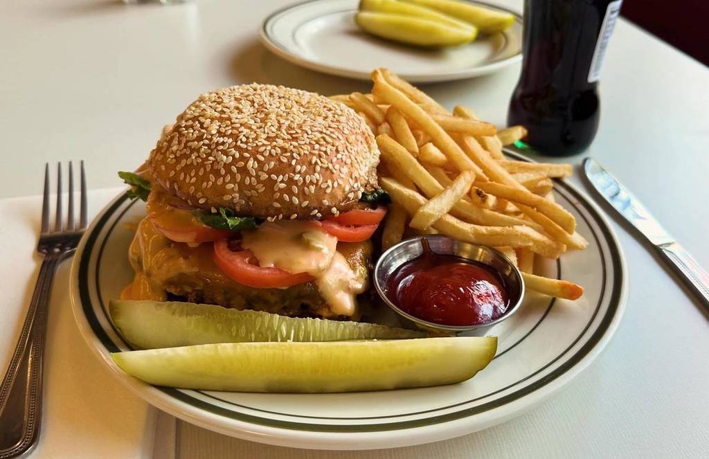 Best Diners In NYC For A Memorable & Classic Meal