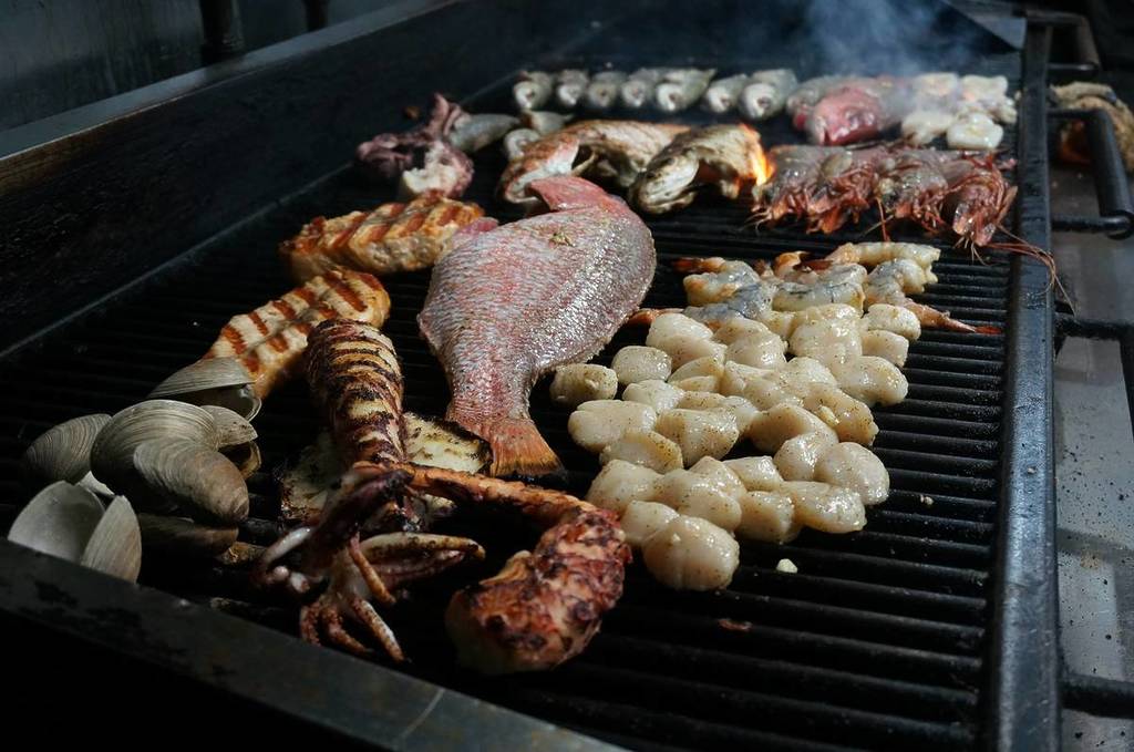 12 Best BYOB Restaurants In NYC (2025)