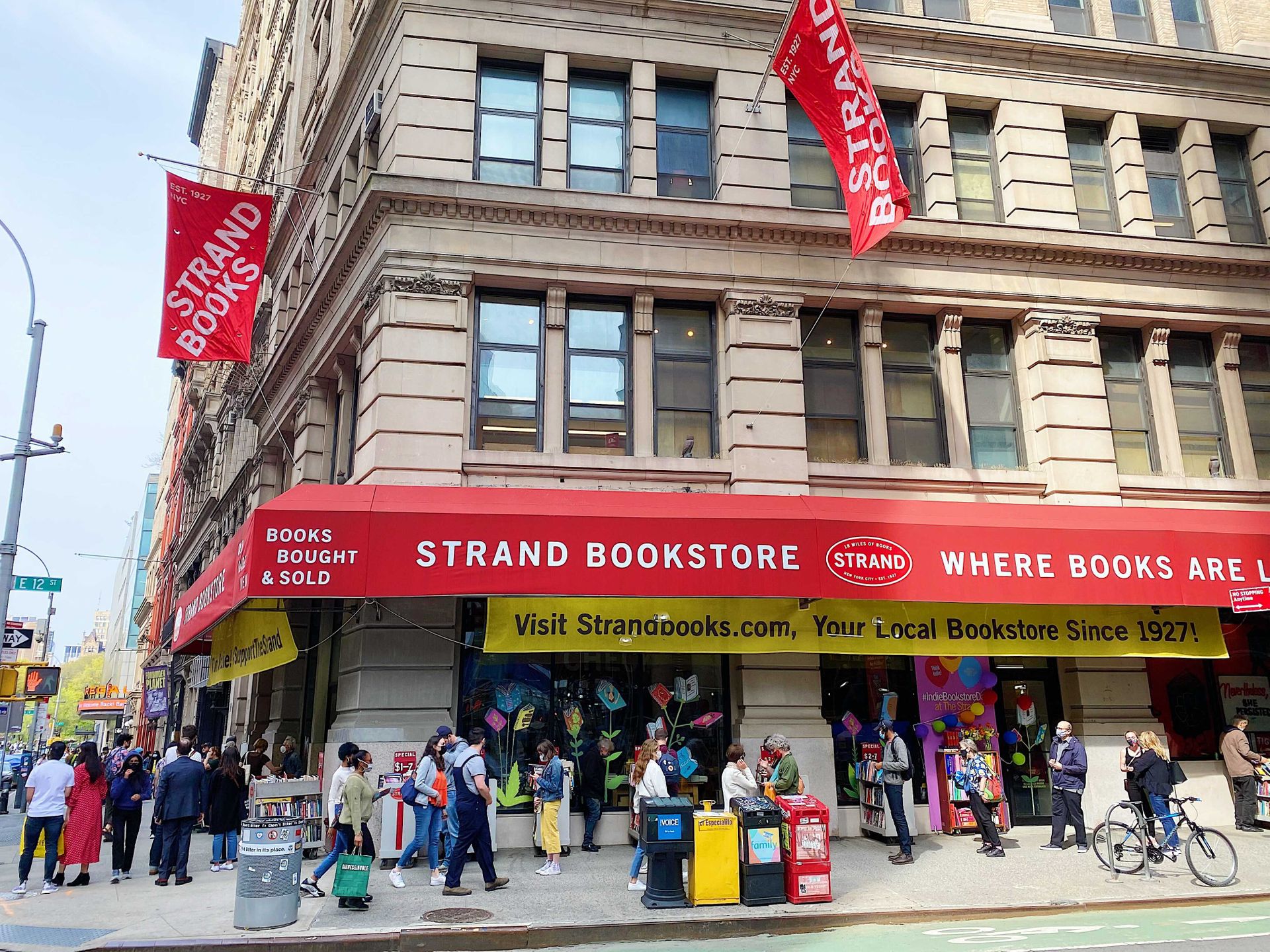 NYC’s Beloved Strand Book Store Now Has An In-House Coffee Shop