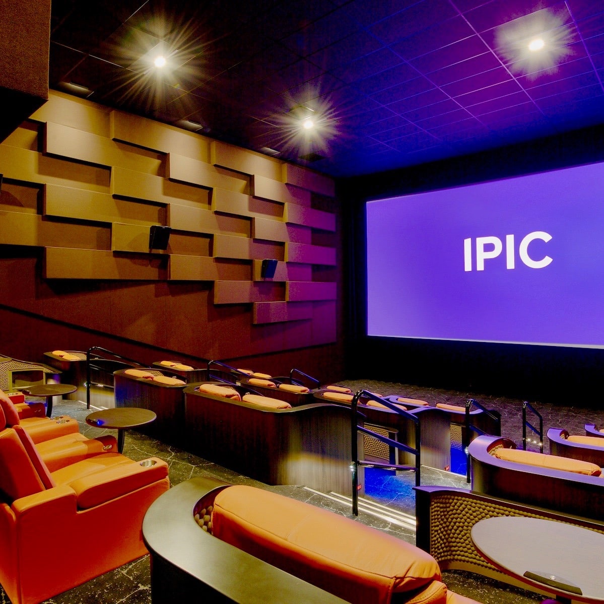15 Best Movie Theaters In NYC For Film Buffs (2024)