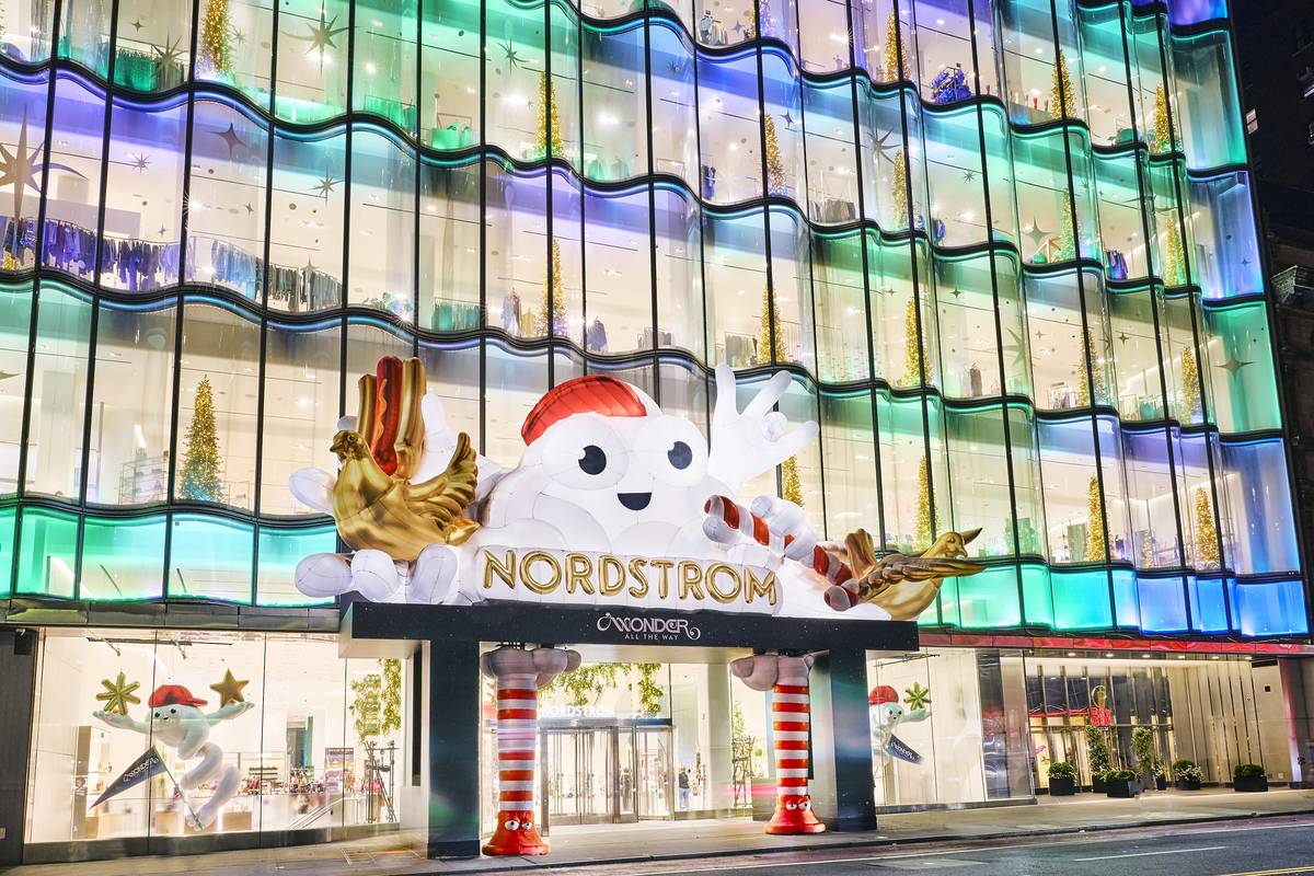 The Best Christmas Window Displays In NYC (2025)