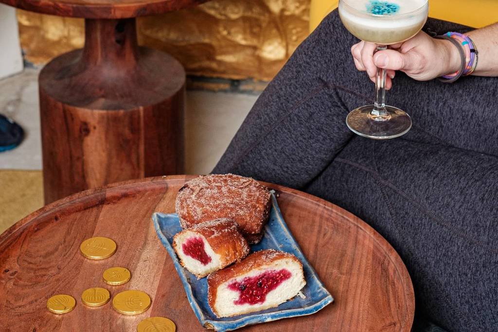 Maccabee Bar, NYC's Hanukkah-Themed Bar, Returns This Dec.