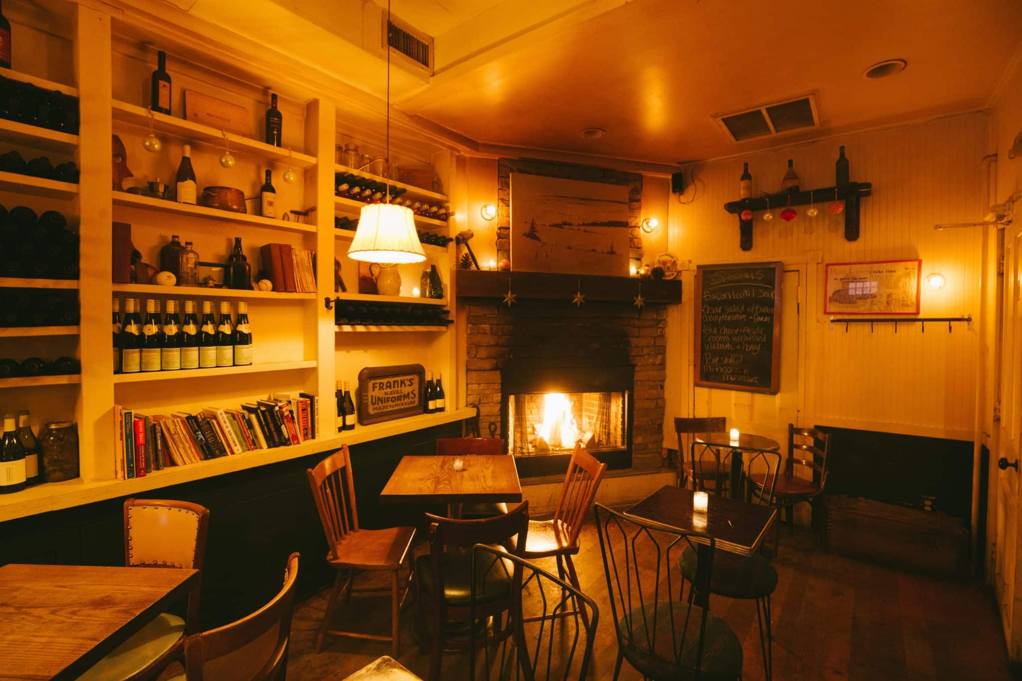 15 Best Fireplace Bars And Restaurants In NYC - Secret NYC