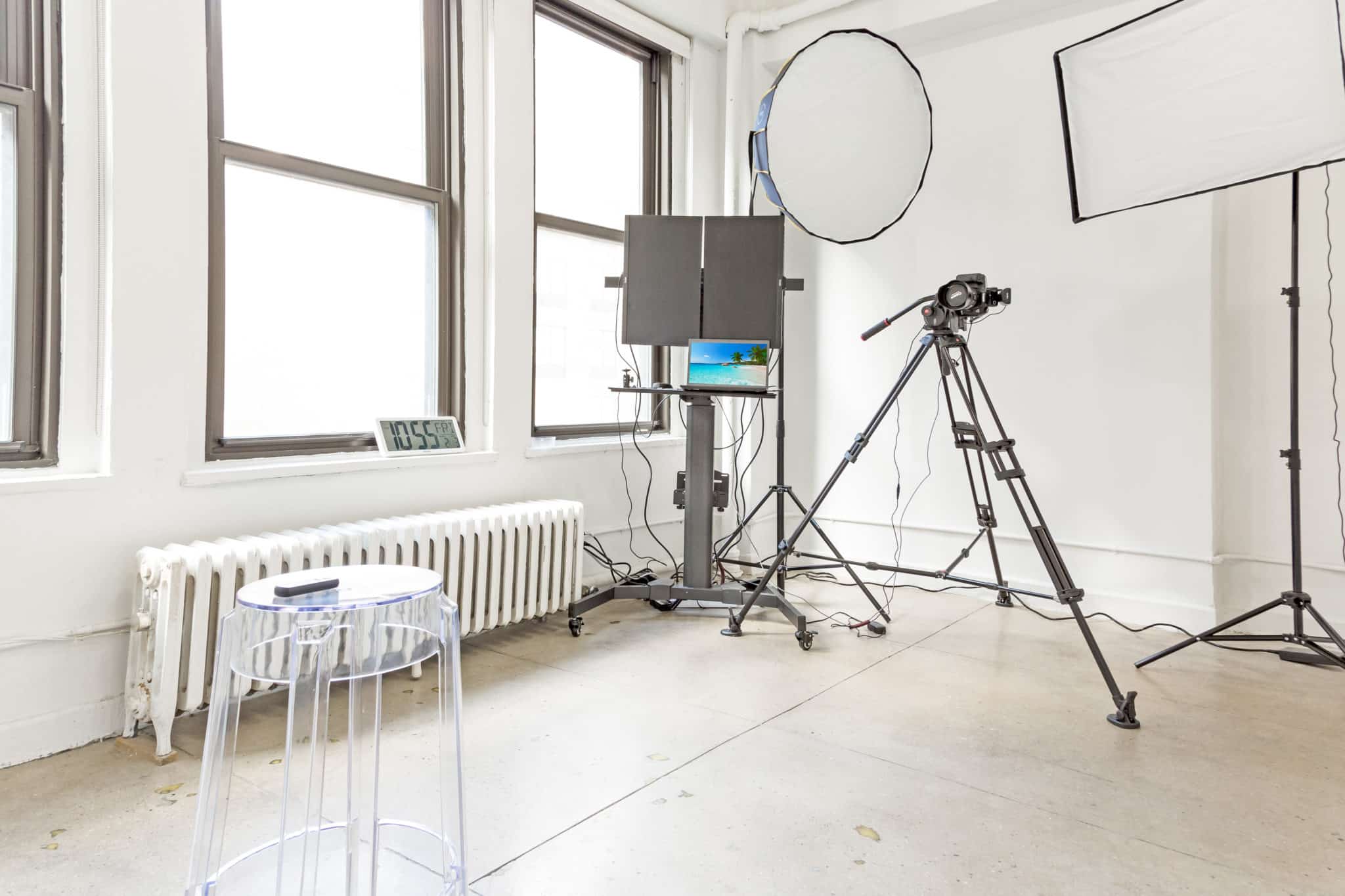 FotoLab Is NYC’s First Self-Portrait Studio