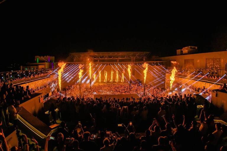 Pacha compra The Brooklyn Mirage por 100 millones de dólares.