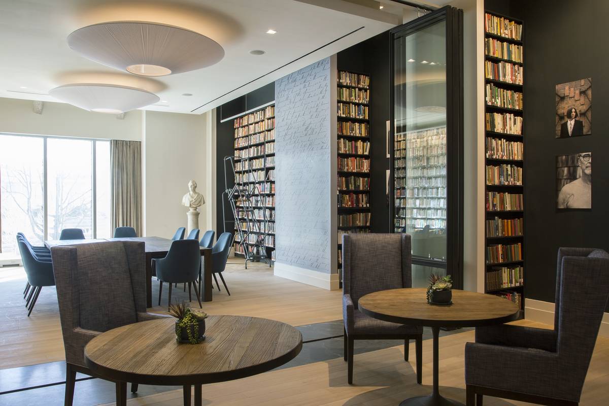 10+ Most Beautiful And Best Libraries In NYC (2025)