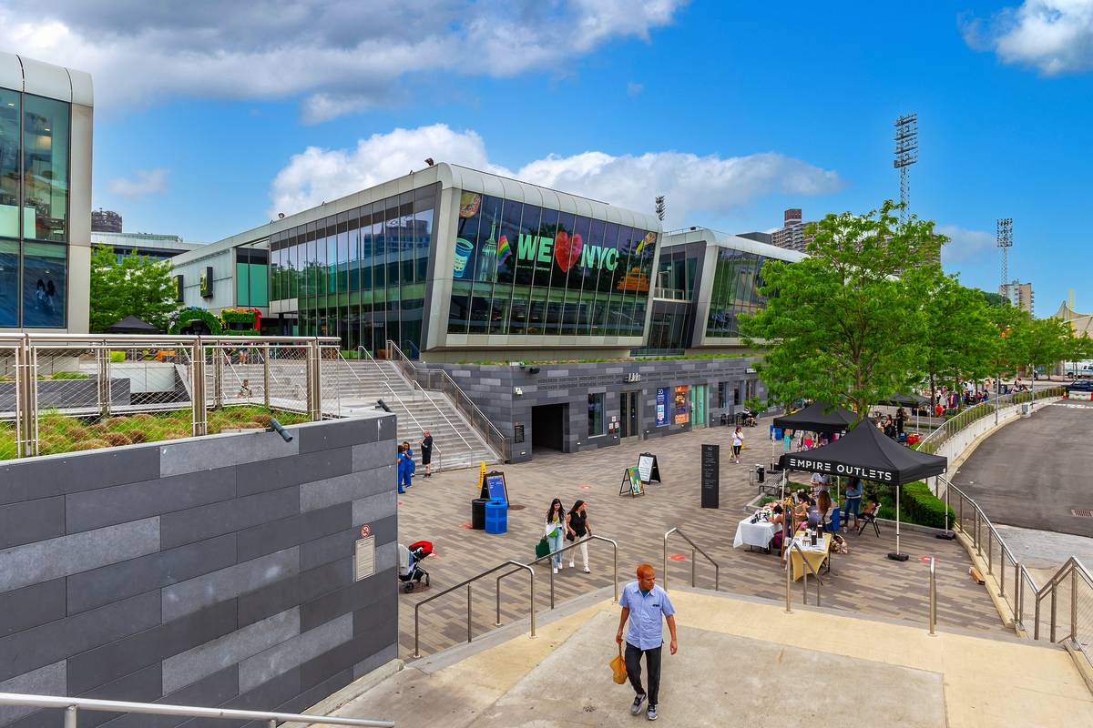 10 Best Shopping Malls In NYC To Check Out