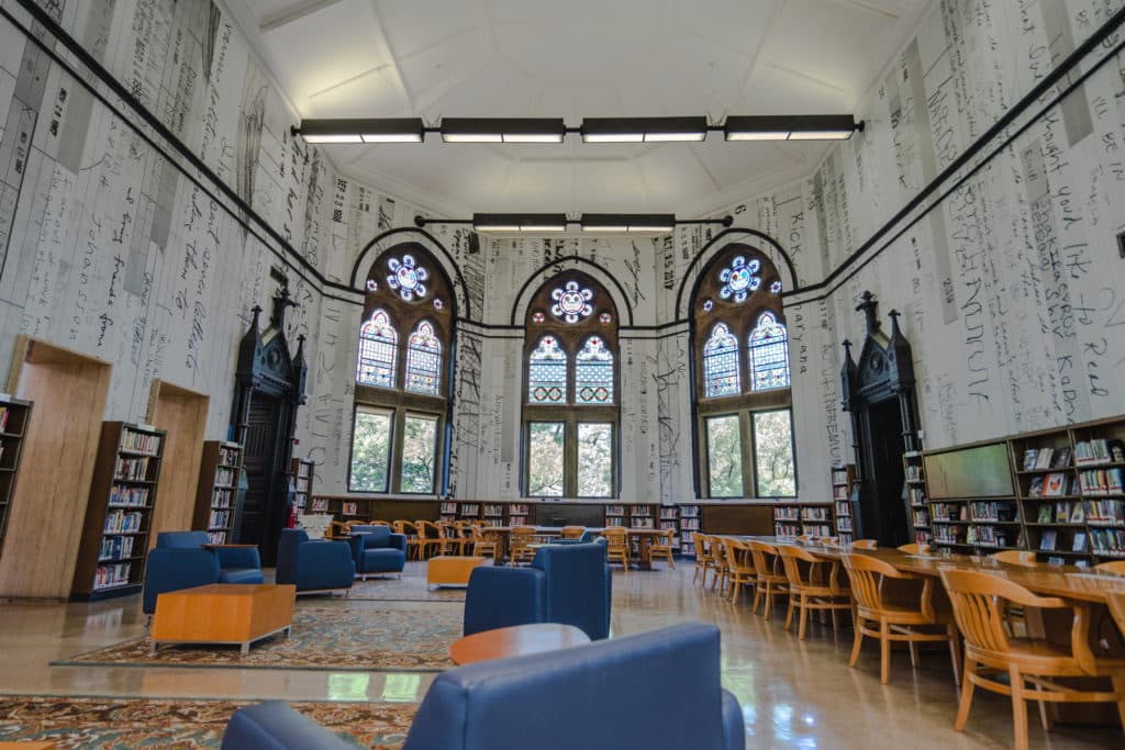 10+ Most Beautiful And Best Libraries In NYC (2025)