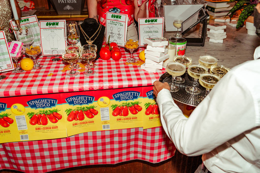 This Spaghetti Disco Serves Spaghetti On The Dance Floor