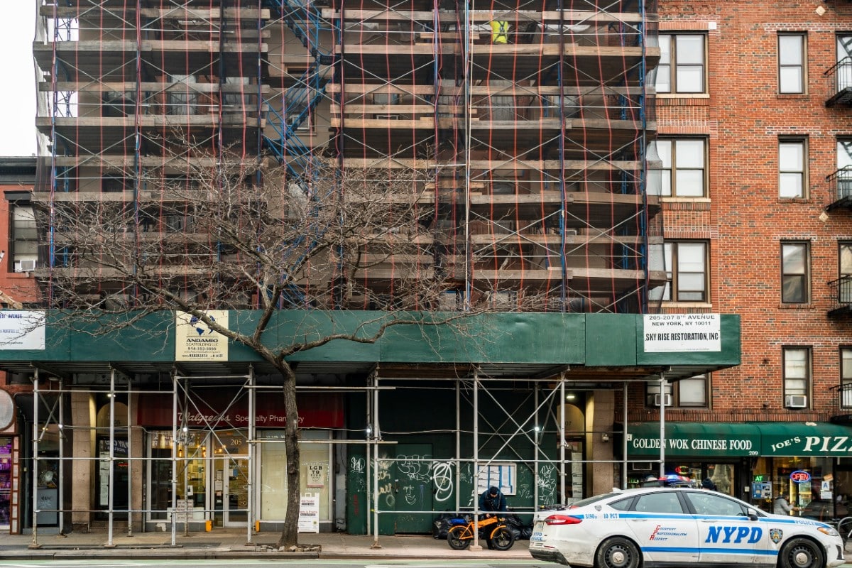 NYC Scaffolding To Be Converted Into Elevated Outdoor Dining Sheds ...