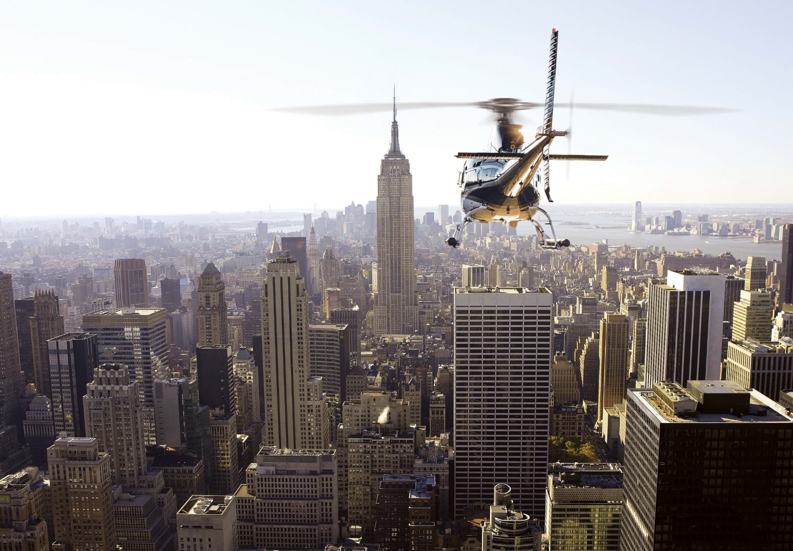 7 Best Helicopter Tours In NYC (2023) - Secret NYC