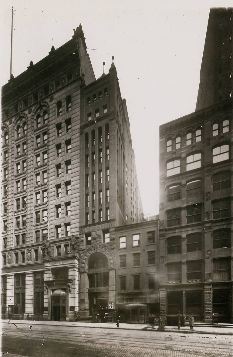 NYC's First Skyscraper, Built In 1889, Stood Only 11 Stories High