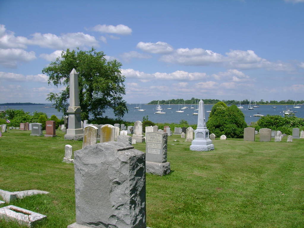 11 Most Beautiful, Revered, And Historical Cemeteries In NYC