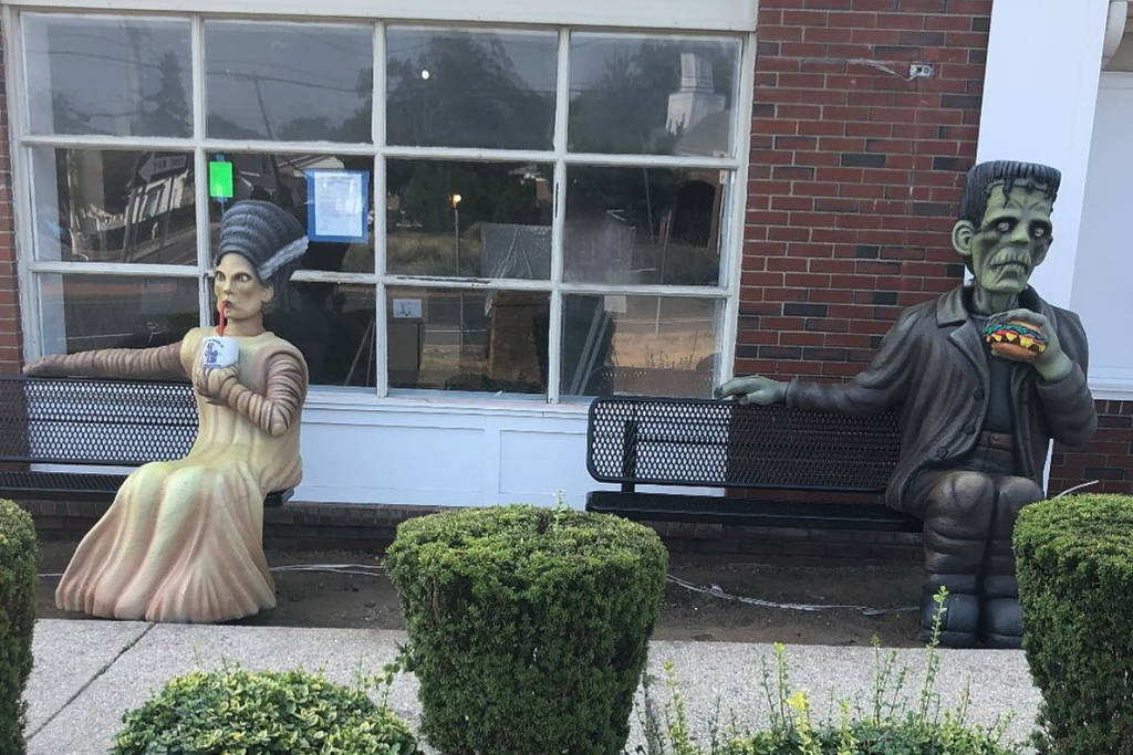 Haunted House of Hamburgers Serves Up Year-Round Spookiness