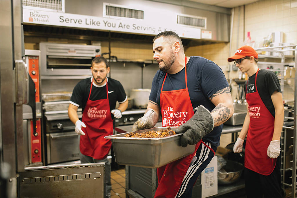 9 Thanksgiving Volunteer Opportunities In NYC (2024)