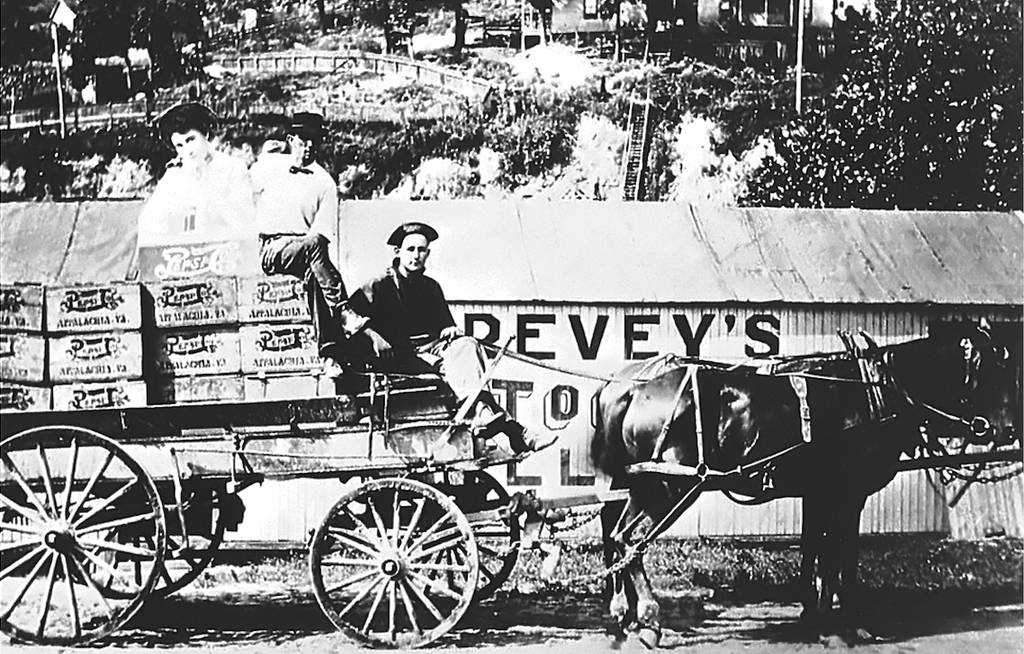 8 Innovative Moments That Celebrate 125 Years Of Pepsi