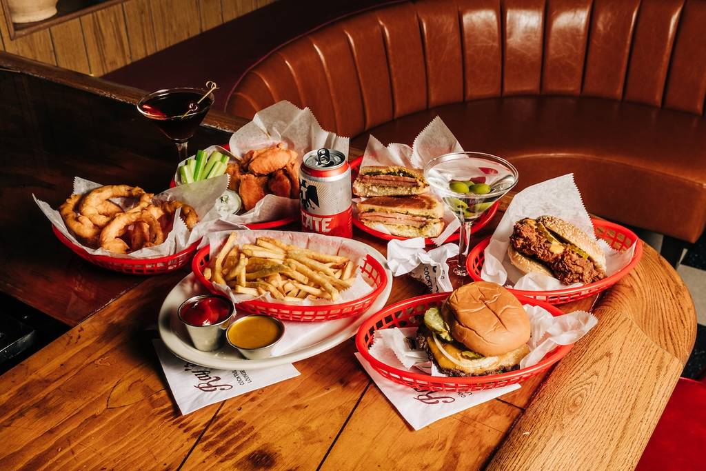 Ray's, The LES Watering Hole, Has Just Opened In Greenpoint