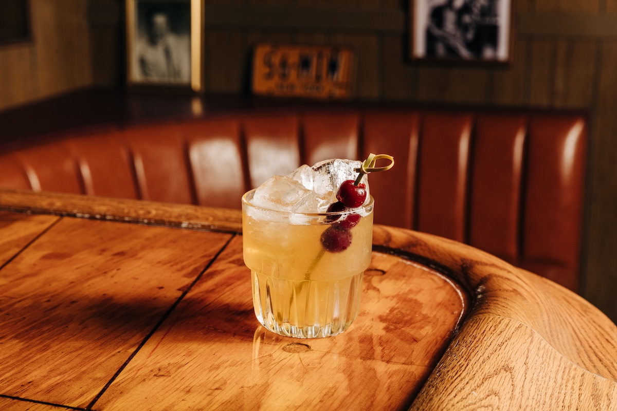 Ray's, The LES Watering Hole, Has Just Opened In Greenpoint