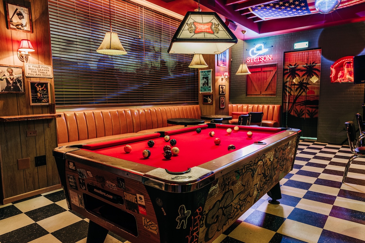 Ray's, The LES Watering Hole, Has Just Opened In Greenpoint