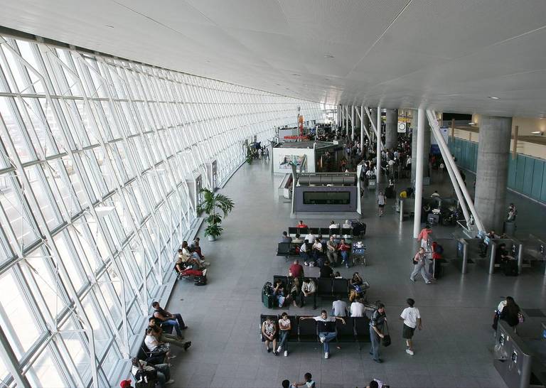 Here's Where to Eat at John F. Kennedy Airport (JFK)