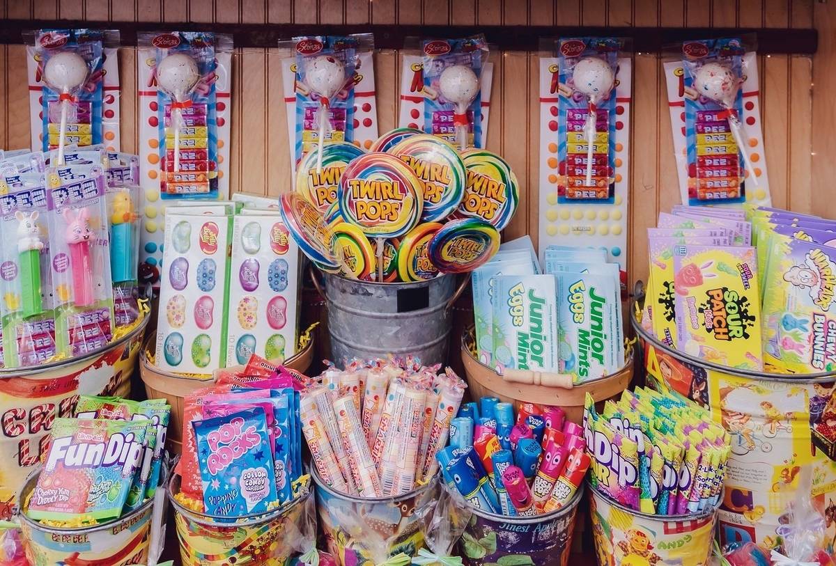 Paul Rudd Owns An Adorable Candy Shop 2.5 Hours From NYC