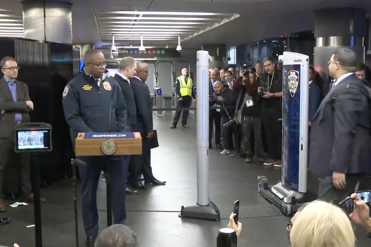 AI Firearm-Detecting Metal Detectors Head To NYC Subways