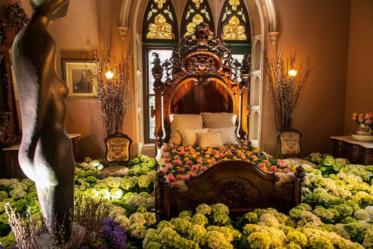 7 Best Flower Shows & Festivals In And Around NYC