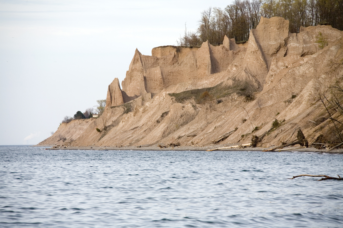 Hike Through Towering Bluffs Formed By Melting Glaciers