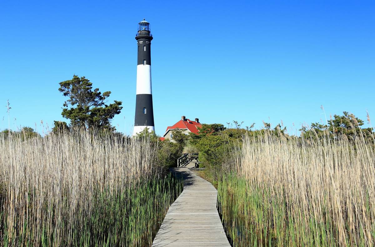 10 Stunning Lighthouses Just A Short Drive From NYC
